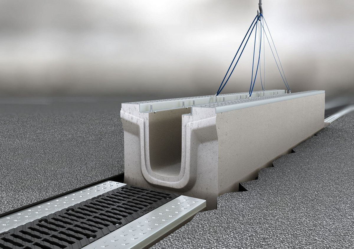 Safe and reliable drainage for airports